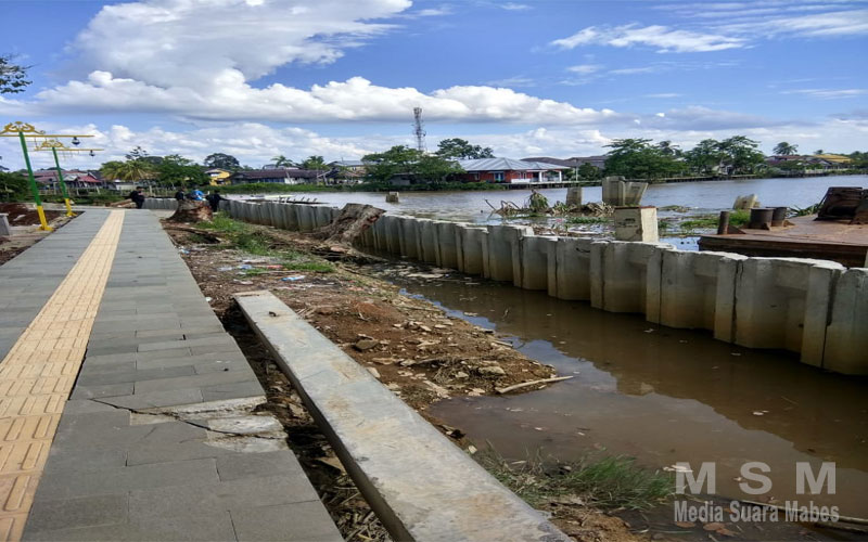 Mantan Kabid Cipta Karya Dinas PUPR Prov.Kalbar Ditetapkan Menjadi ... Mantan Kabid Cipta Karya Dinas PUPR Prov.Kalbar Ditetapkan Menjadi ...
